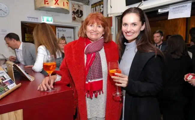 Legendentreffen bei Premiere von Andreas Ferner