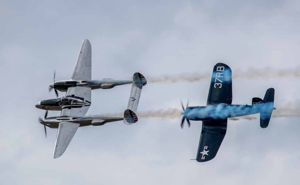 Musikalisches Donnern der "Flying Bulls" über St. Wolfgang